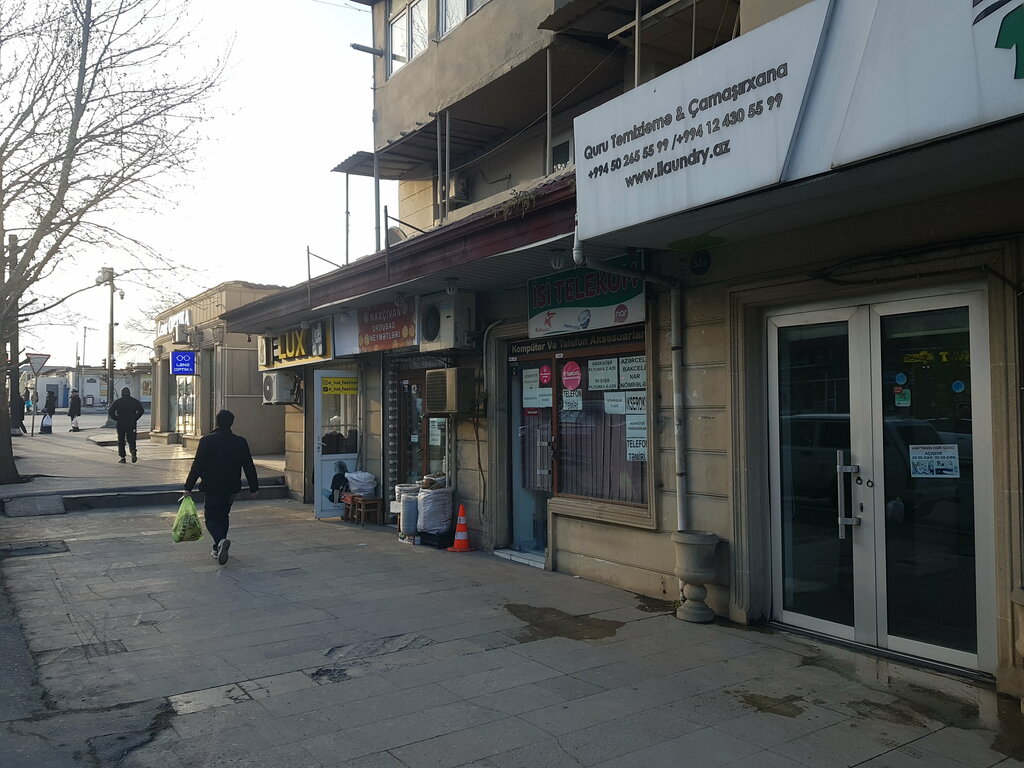 Cep telefonu ve aksesuarları satış mağazaları Telephone Store Isi Telekom, Bakü, foto