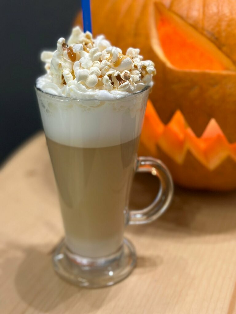 Kafe Eat Me, Moskova, foto