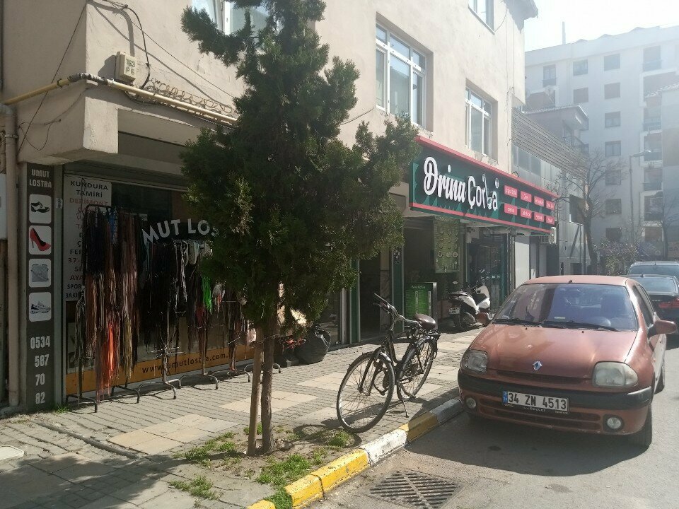 Ayakkabı tamiri Umut Lostra, İstanbul, foto