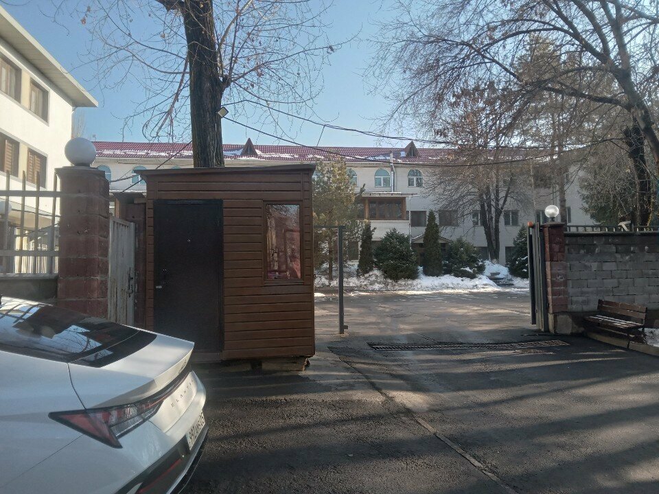 Yardım kuruluşları Sauran, Almatı, foto