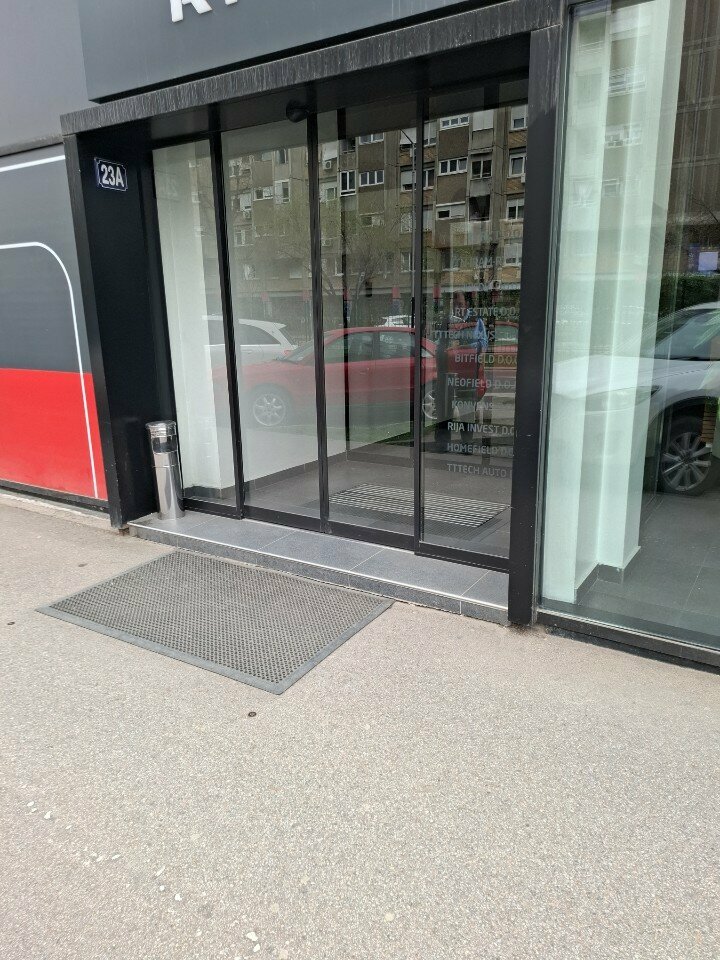 Bilişim firmaları Homefield, Novi Sad, foto