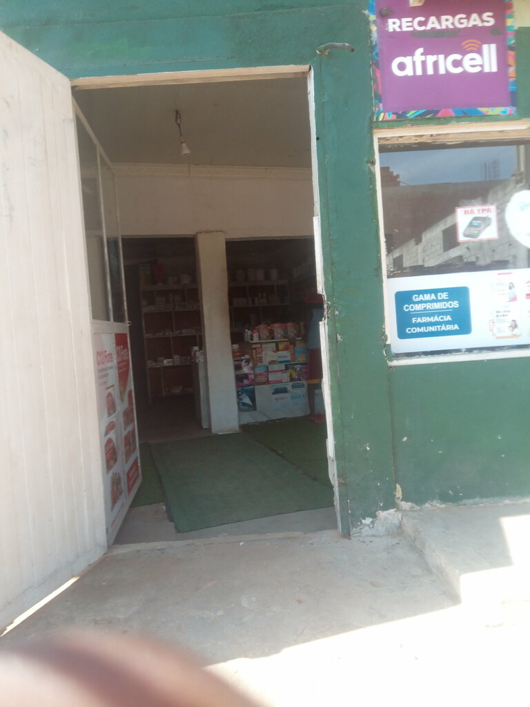 Eczaneler Farmácia, Loanda, foto