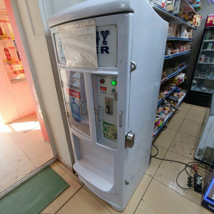 Su satışı Drinking water, Astana, foto