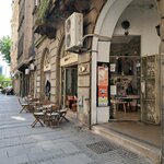 Bookastore (ulica Cara Lazara No:12), kitap mağazaları  Belgrad'dan