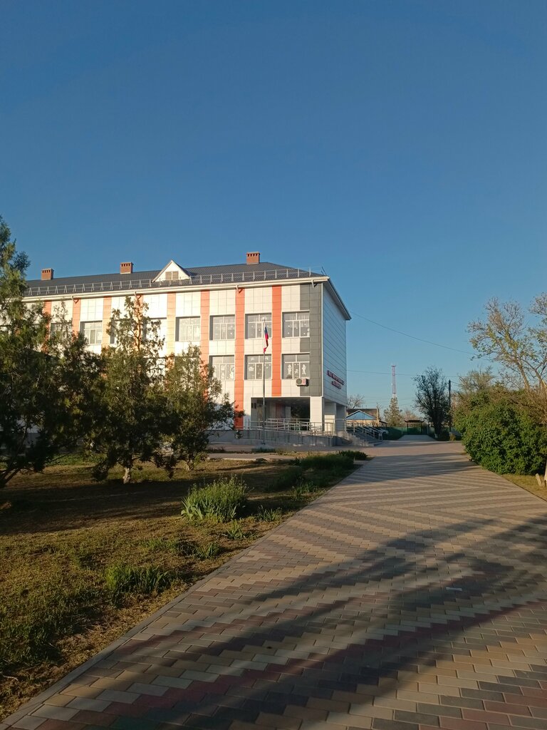 Ortaokul Ustinova Bulgan Anatolyevna, Kalmukya, foto