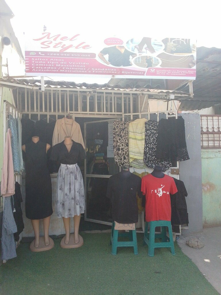 Dış giyim mağazası Loja de roupa, Loanda, foto