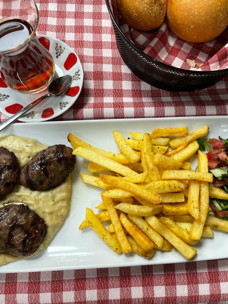 Restoran Güneli Fırın Şubesi, İstanbul, foto