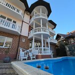 Mandarin (Dobraya ulitsa No:28), konuk evi  Soçi'den