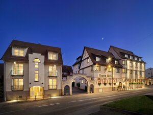 Hirsch Hotel (Baden-Württemberg, Esslingen, Stuttgarter Straße, 7), otel  Ostfildern'den