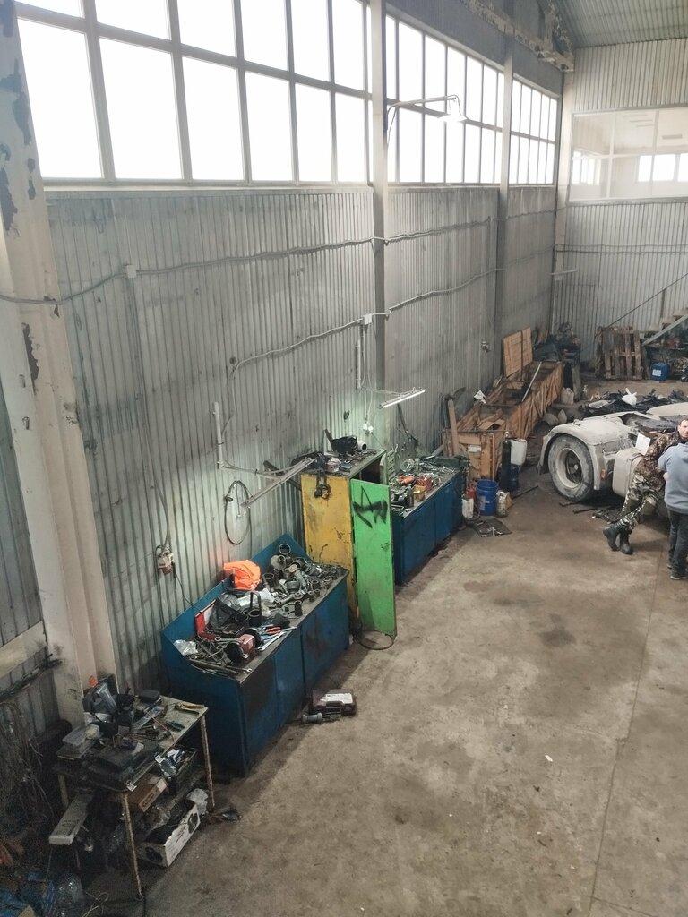 Kamyonların onarımı Truckservice, Syzran, foto