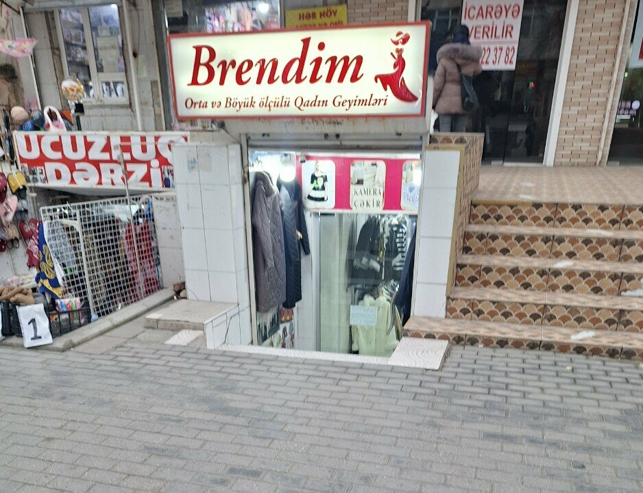 Giyim mağazası Brendim, Bakü, foto