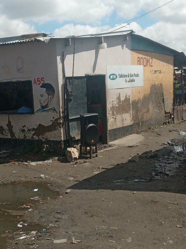 Berberler Boomz Barber Shop, Lusaka, foto