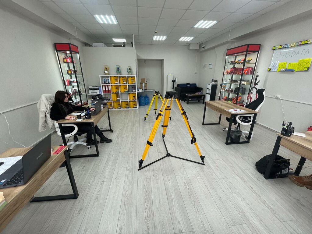 Jeodezik ekipman firmaları Gisdata, Perm, foto
