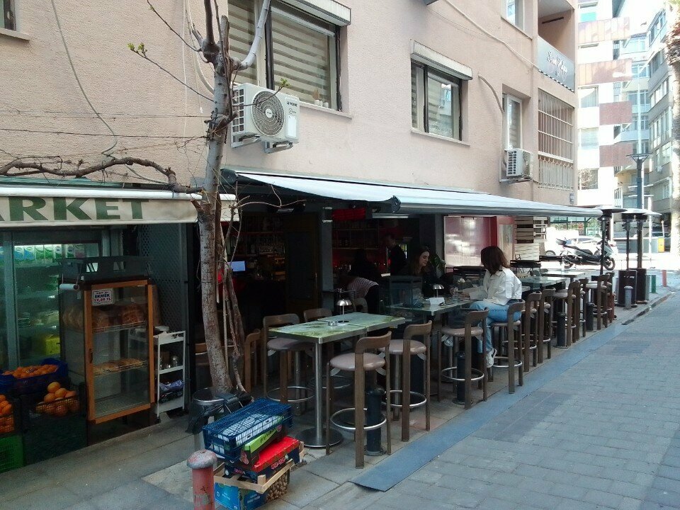 Bar Minik Alsancak, İzmir, foto