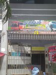 Serrano bus (Santa Cruz de la Sierra, Distrito Municipal 10, Avenida Doble Vía La Guardia, 16), otobüs taşımacılığı  Santa‑Krus'tan