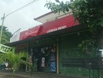 Licorería Wendy (Santa Cruz de la Sierra, Distrito Municipal 4, Subdistrito 28, Emilio Finot, 573), alkollü içecekler  Bolivya'dan