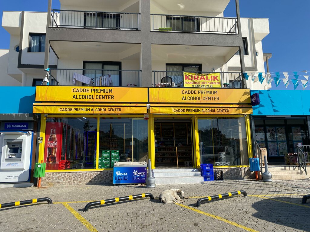 Alkollü içecek toptan Cadde Premium, Seferihisar, foto