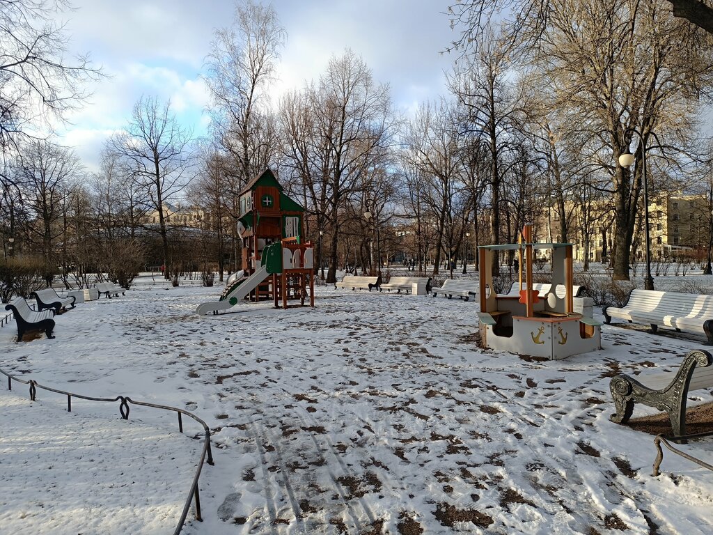Oyun alanı Playground, Saint‑Petersburg, foto