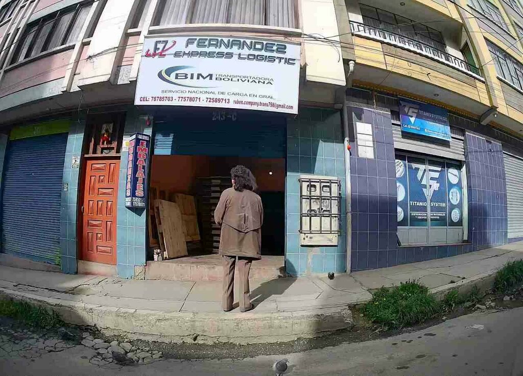 Otobüs taşımacılığı Fernandez Express Logistic, La Paz, foto
