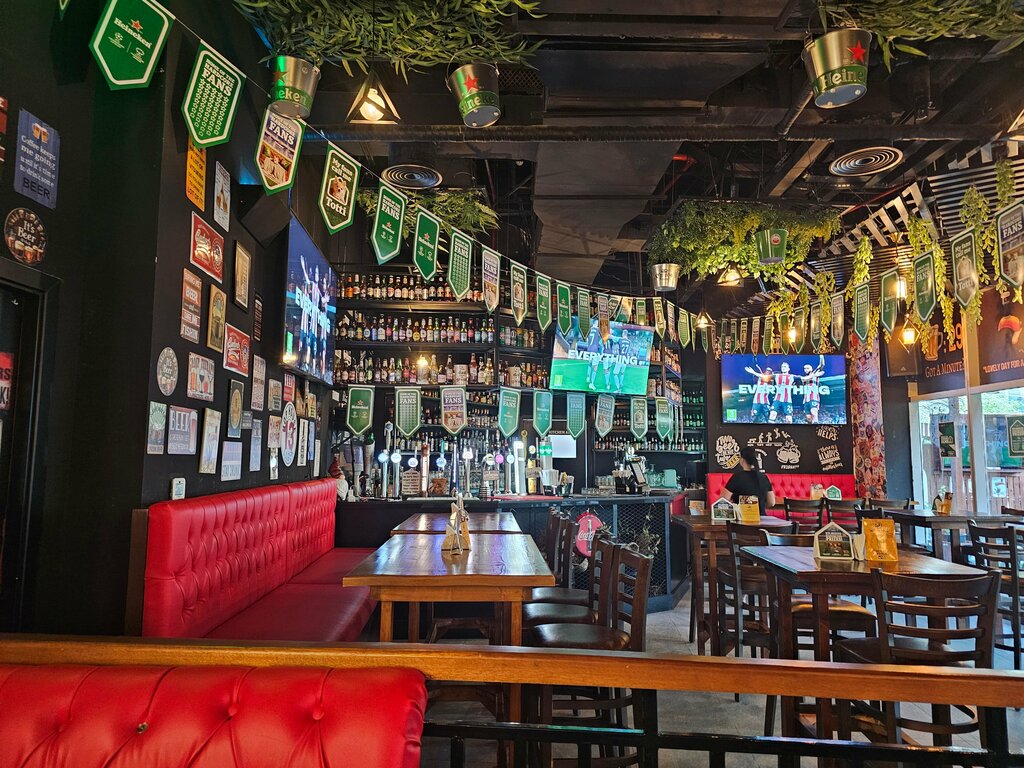 Kafe Adam's Beer Kitchen, Abu Dabi, foto