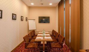 Hampton by Hilton Frankfurt City Centre Messe (Europa-Allee No:46, Frankfurt am Main), otel  Frankfurt am Main'den