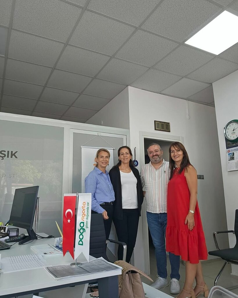 Sigorta şirketleri Hasan Barışık Sigorta, İzmir, foto