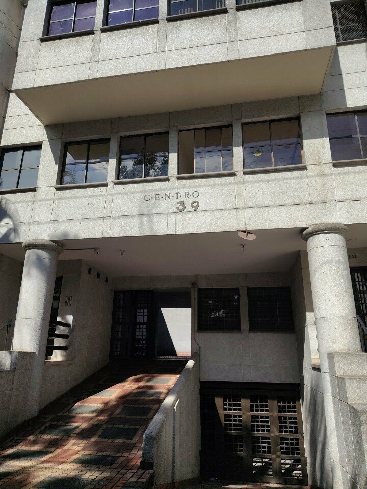 Mini-market Edificio Centro 39, Medellin, foto