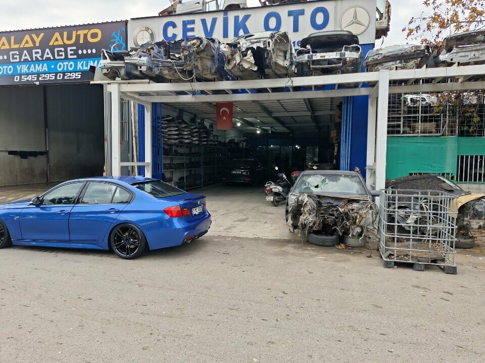Otomobil servisi Çevik Oto, Antalya, foto