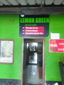 Lemon Green Restaurant & Sports Cafe (Lusaka, Cairo Road), restoran  Lusaka'dan
