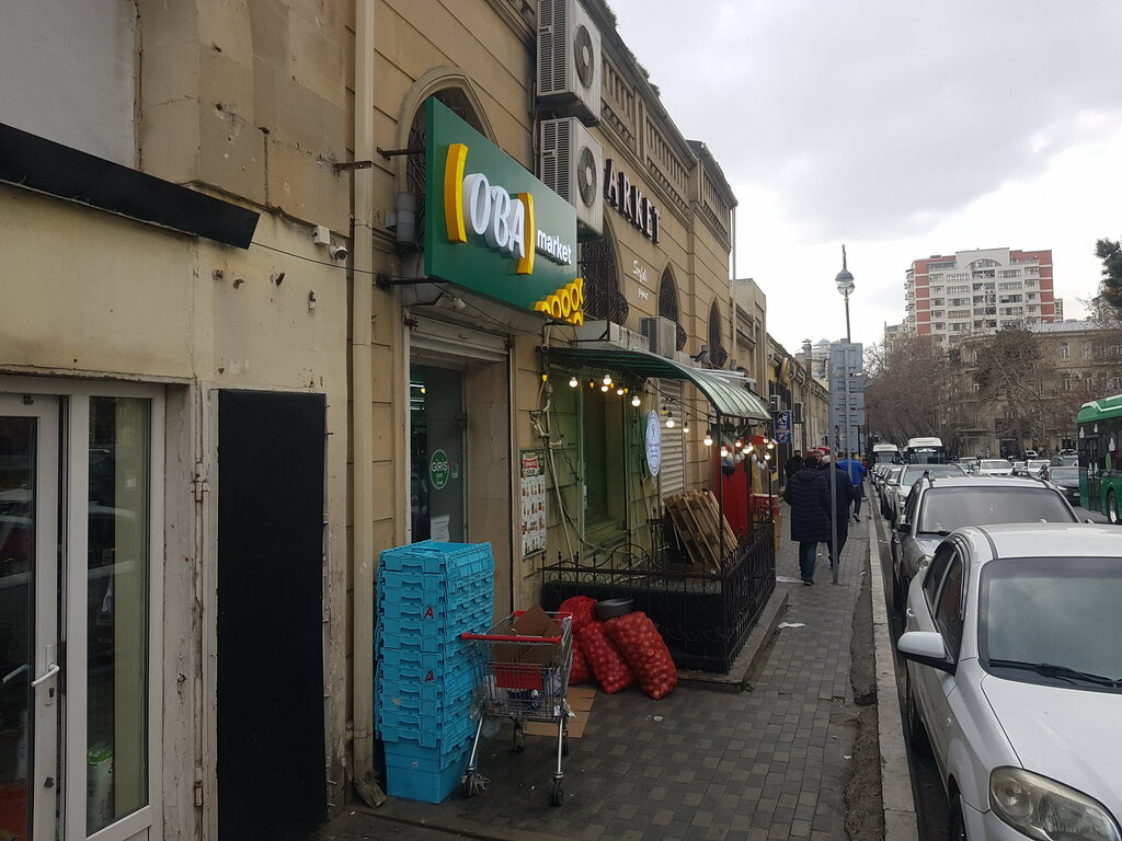 Ödeme terminali Bemanat, Bakü, foto