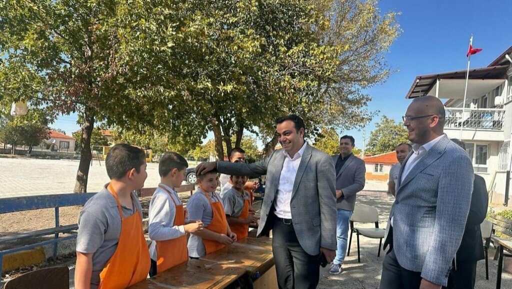 Devlet kurumları ve bakanlıklar Evciler İlçe Milli Eğitim Müdürlüğü, Evciler, foto