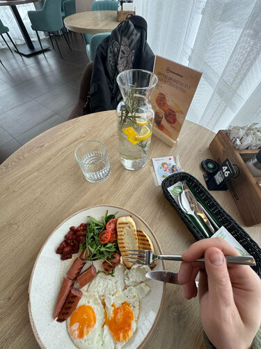 Kahve dükkanları Shokoladnitsa, Alabuğa, foto