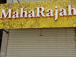 MahaRajah (Hamid Hussain Farooqi Road No:179E, Pakistan Employees Cooperative Housing Society, Block 2), dış giyim mağazası  Karaçi'den
