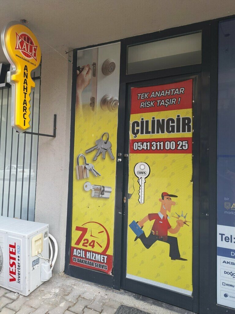 Metal eşya tamircileri Anahtarcı Ömer, Bursa, foto