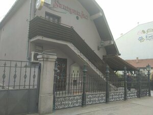 Restoran Sampanjac (Futoški put No:9), restoran  Novi Sad'dan