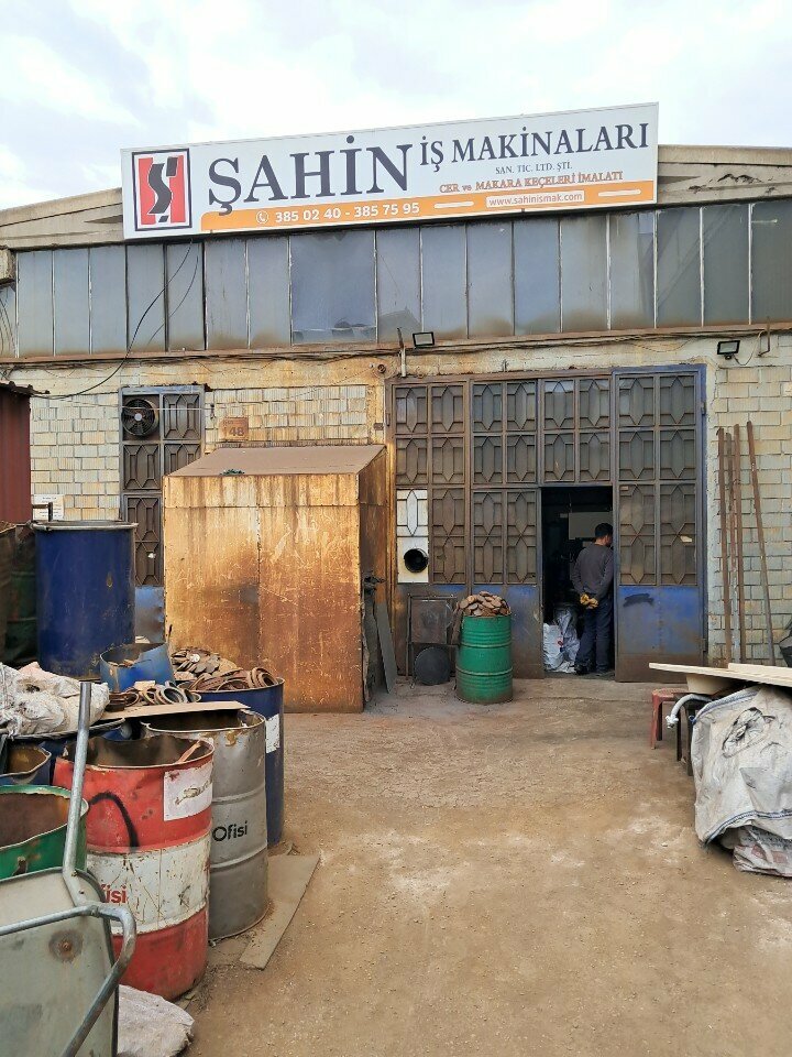 Otomobil parçaları imalatı Şahin İş Makinaları, Ankara, foto