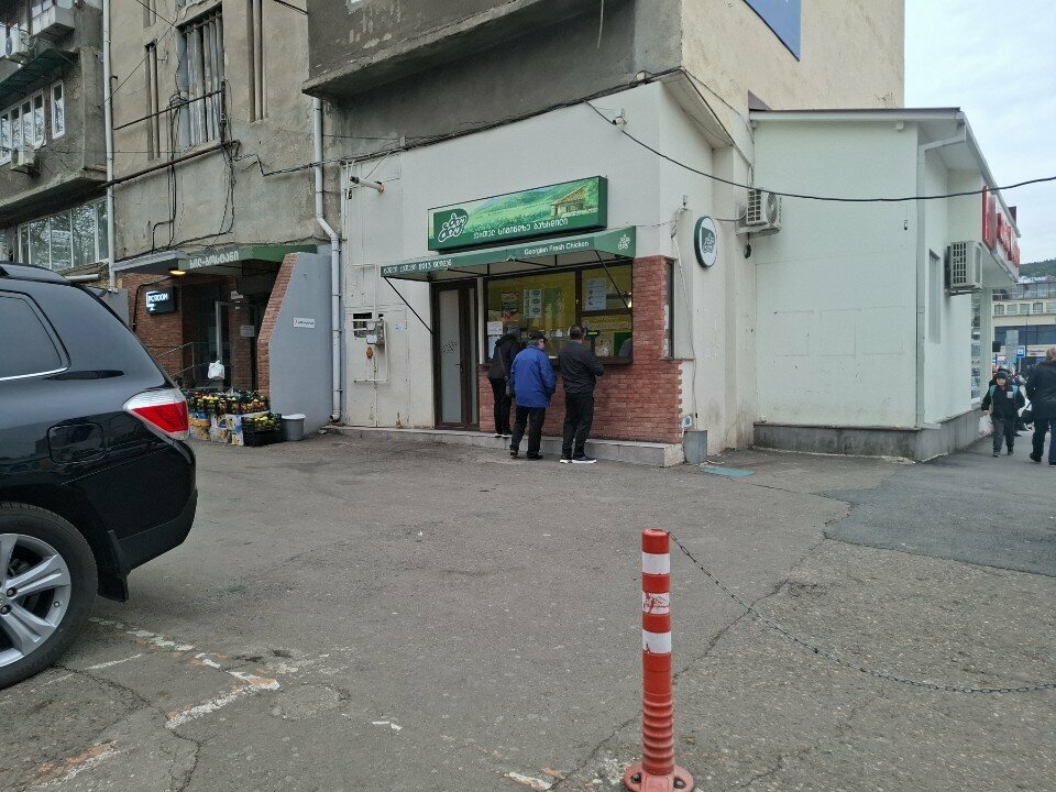 Kanatlı hayvan ürünleri ve yumurta ბიუ ბიუ, Tiflis, foto
