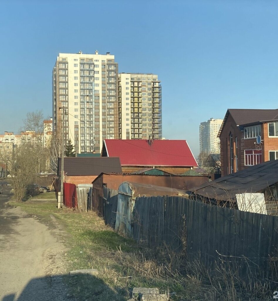 Konut blokları По ул. Маяковского, 20а, Tomsk, foto