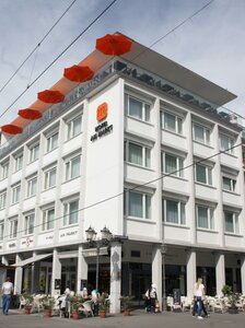 Hotel am Markt (Kaiserstraße No:76), otel  Karlsruhe'den