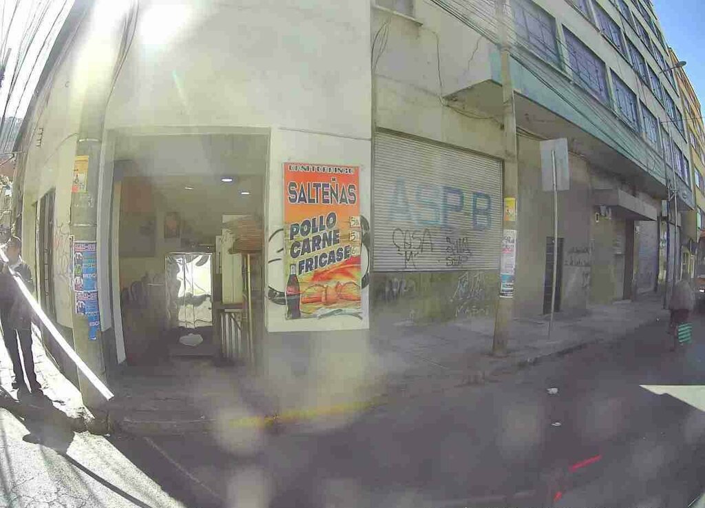 Fast food Ornitorrinco Salteñas, La Paz, foto
