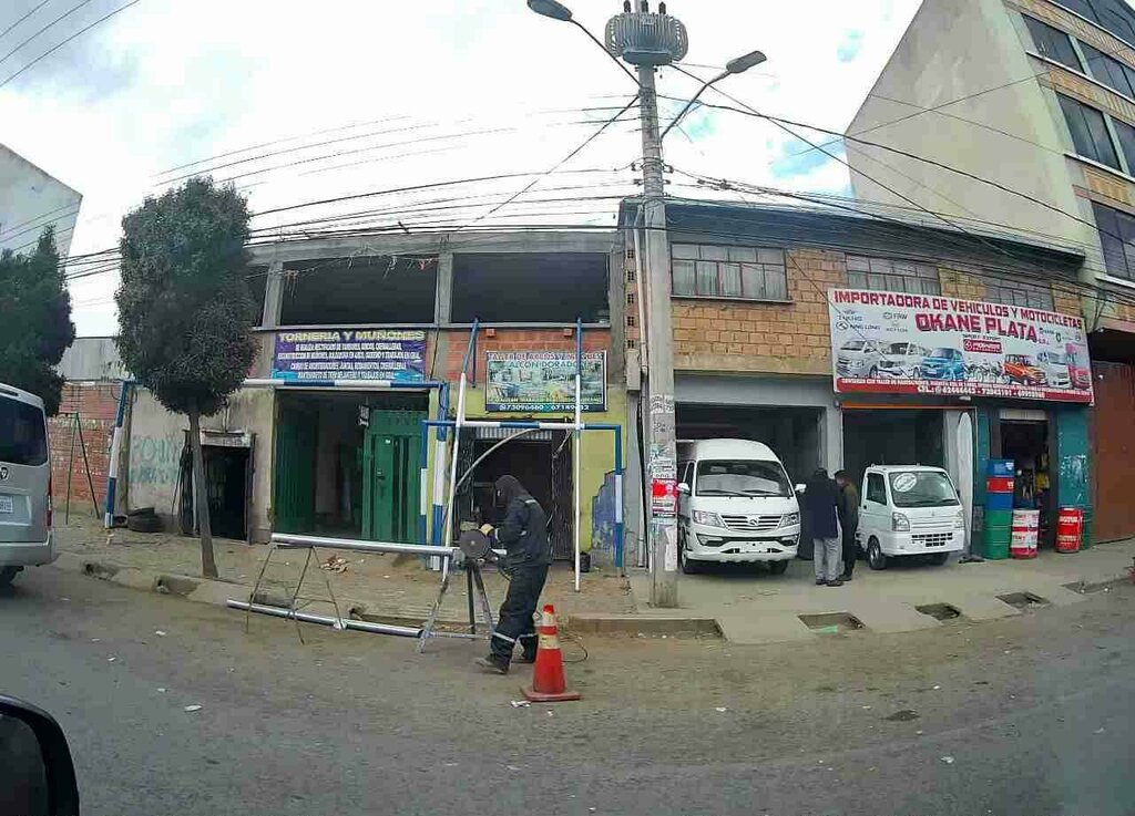 Metal eşya tamircileri Alcon Dorado, El Alto, foto