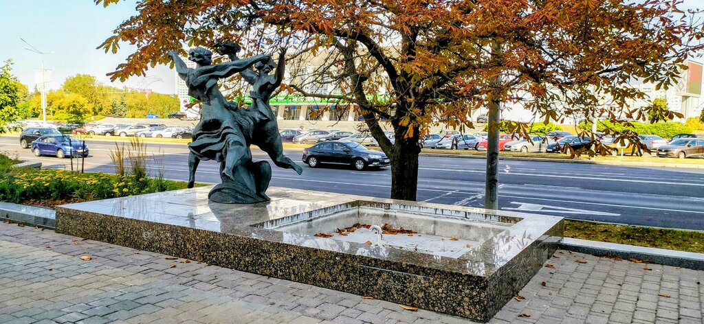 Çeşme Фонтан Времена года, Minsk, foto