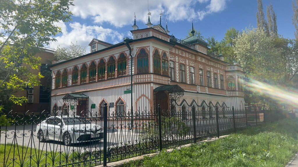 Devlet kurumları ve bakanlıklar Postoyannoye predstavitelstvo Respubliki Tatarstan V Sverdlovskoy oblasti, Yekaterinburg, foto