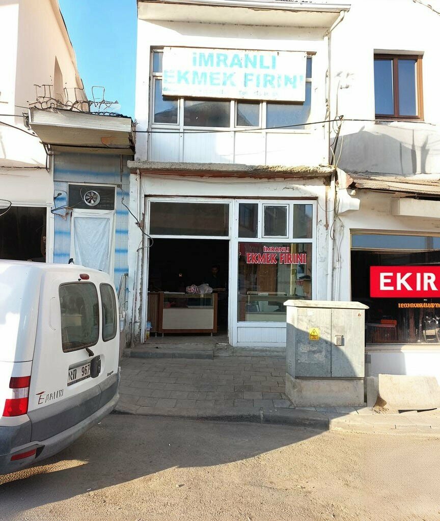Ekmek fırını İşleyen Lavaş Fırını, İmranlı, foto