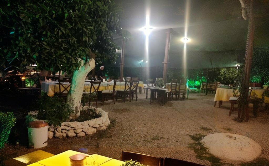 Ekmek fırını Diyarbakir Özlem Taşocak Ekmek Firini, Midyat, foto