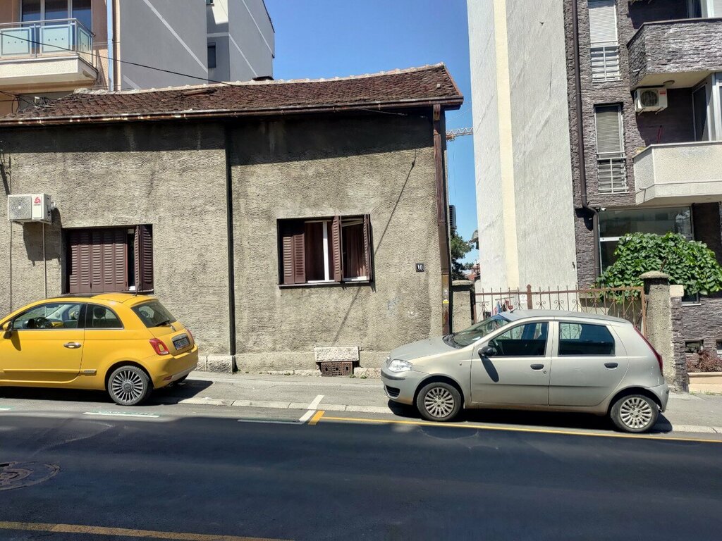 Bilgisayar mağazaları Exceed, Belgrad, foto