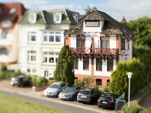 Hotel Villa Caldera (Am Seedeich No:4, Cuxhaven), otel  Cuxhaven'dan