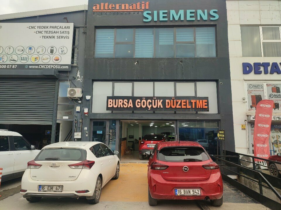Oto kaporta Bursa Göçük Düzeltme Merkezi, Bursa, foto