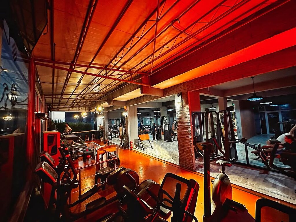 Spor ve jimnastik salonları Gür Spor Merkezi, Ferizli, foto