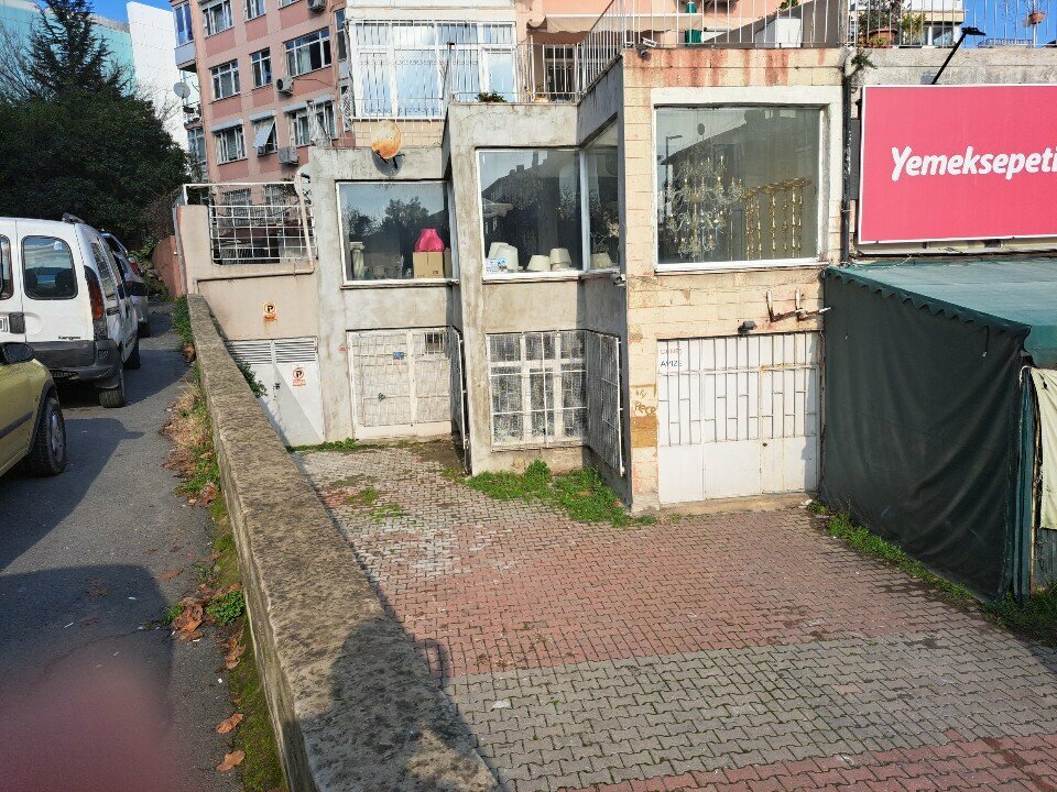 Lamba ve avize mağazaları Güneş Avize, İstanbul, foto